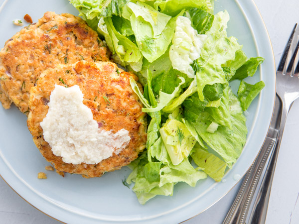Simple Salmon Cakes Recipe